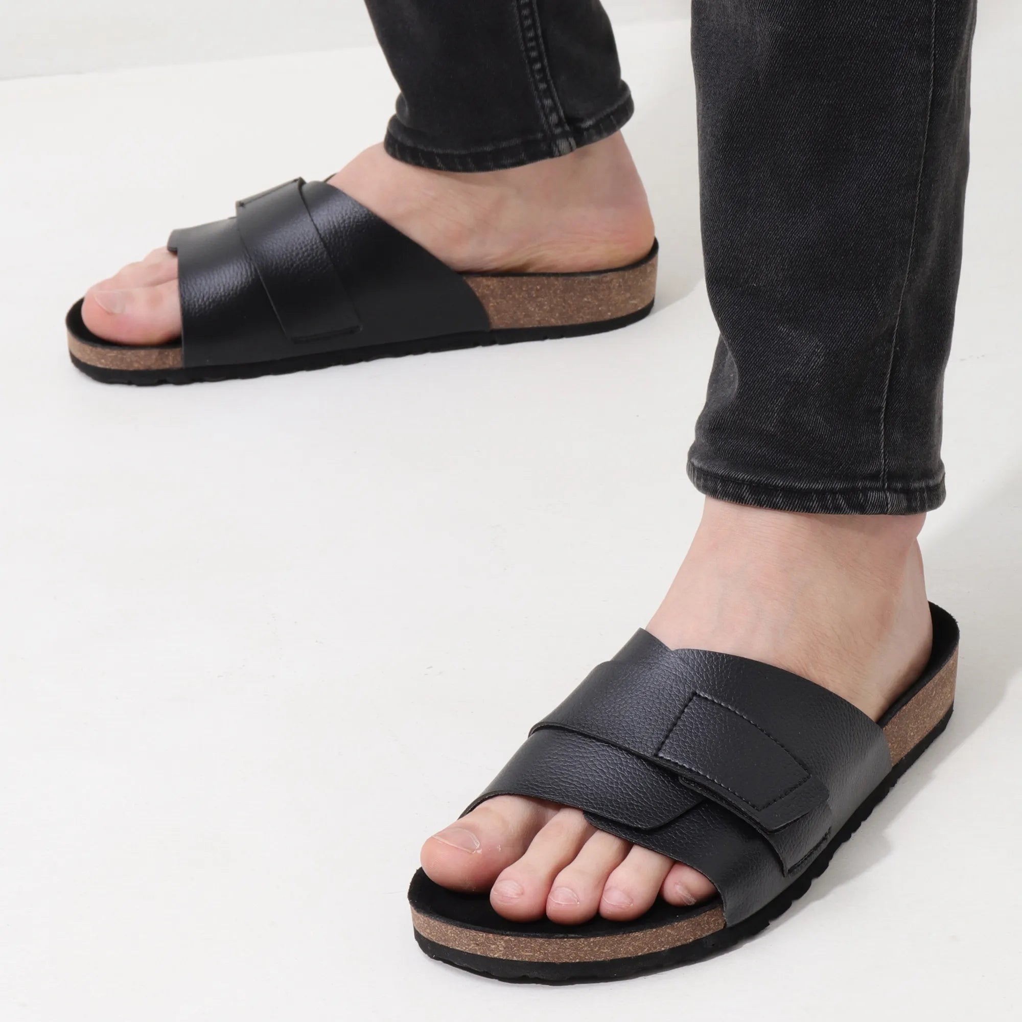 Cork Double-Layer Leather Sandals for Men – Black | NoStrain
